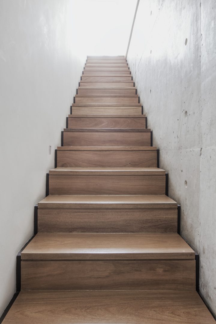 A Concrete Car Workshop In São Paulo - IGNANT