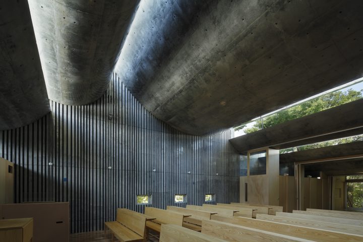 A Concrete Church in Japan - IGNANT