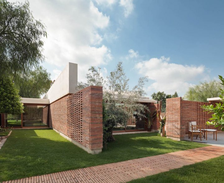 A Vaulted Canopy Home In The Spanish Countryside - IGNANT