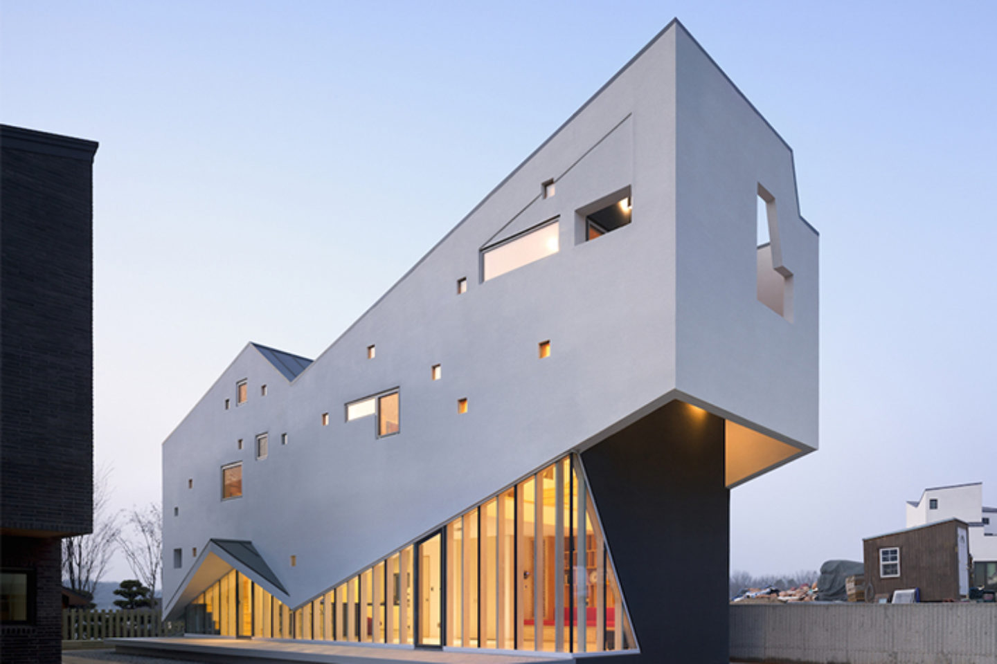 The Cylinder House By Town And Concrete - IGNANT