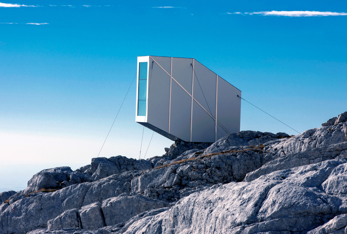 Ex Of In House, A Compact And Experimental Cabin And Artist Retreat By ...