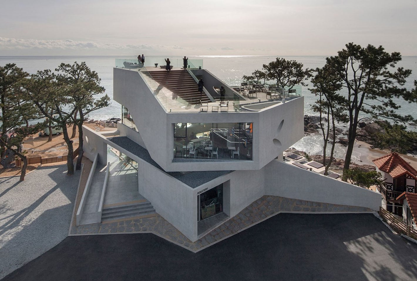 Gijang Waveon · Gijang, Busan, Korea - IGNANT