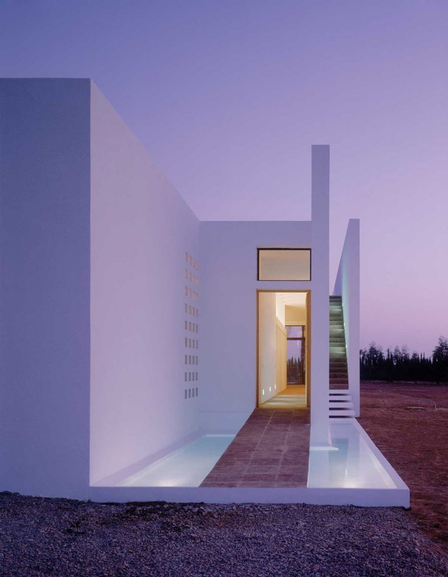 Minimalist Fobe House By Guilhem Eustache - IGNANT