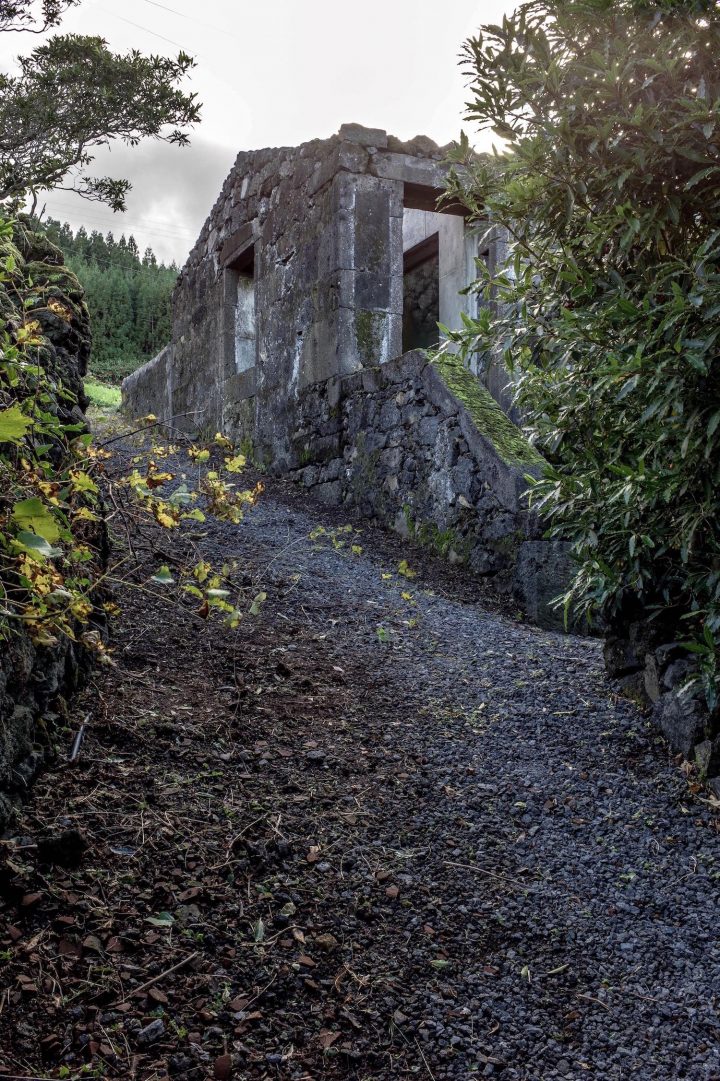 A Holiday Home Built Around A Ruin - IGNANT