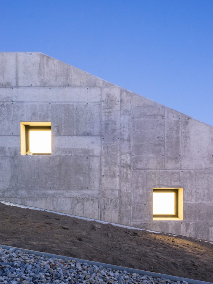 House in Savièse By Anako Architecture - IGNANT