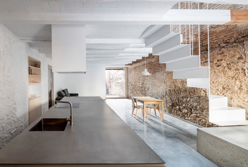 Rehabilitation Of A House By DATAAE - IGNANT