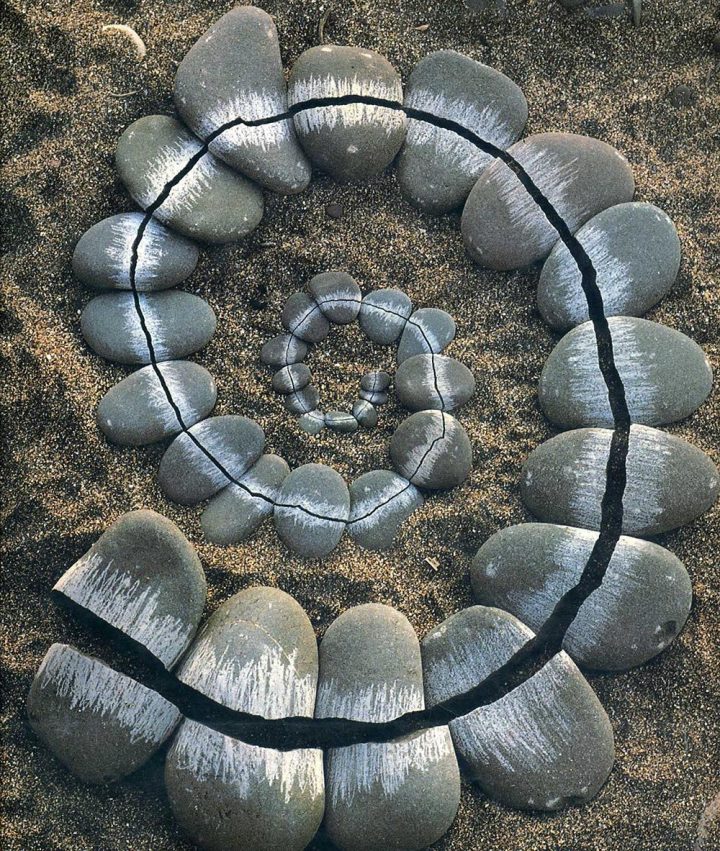 Andy Goldsworthy’s Land Art Photography - IGNANT
