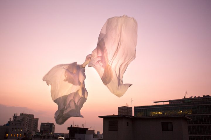 Wonjun Jeong Captures Conversations In The Sky - IGNANT