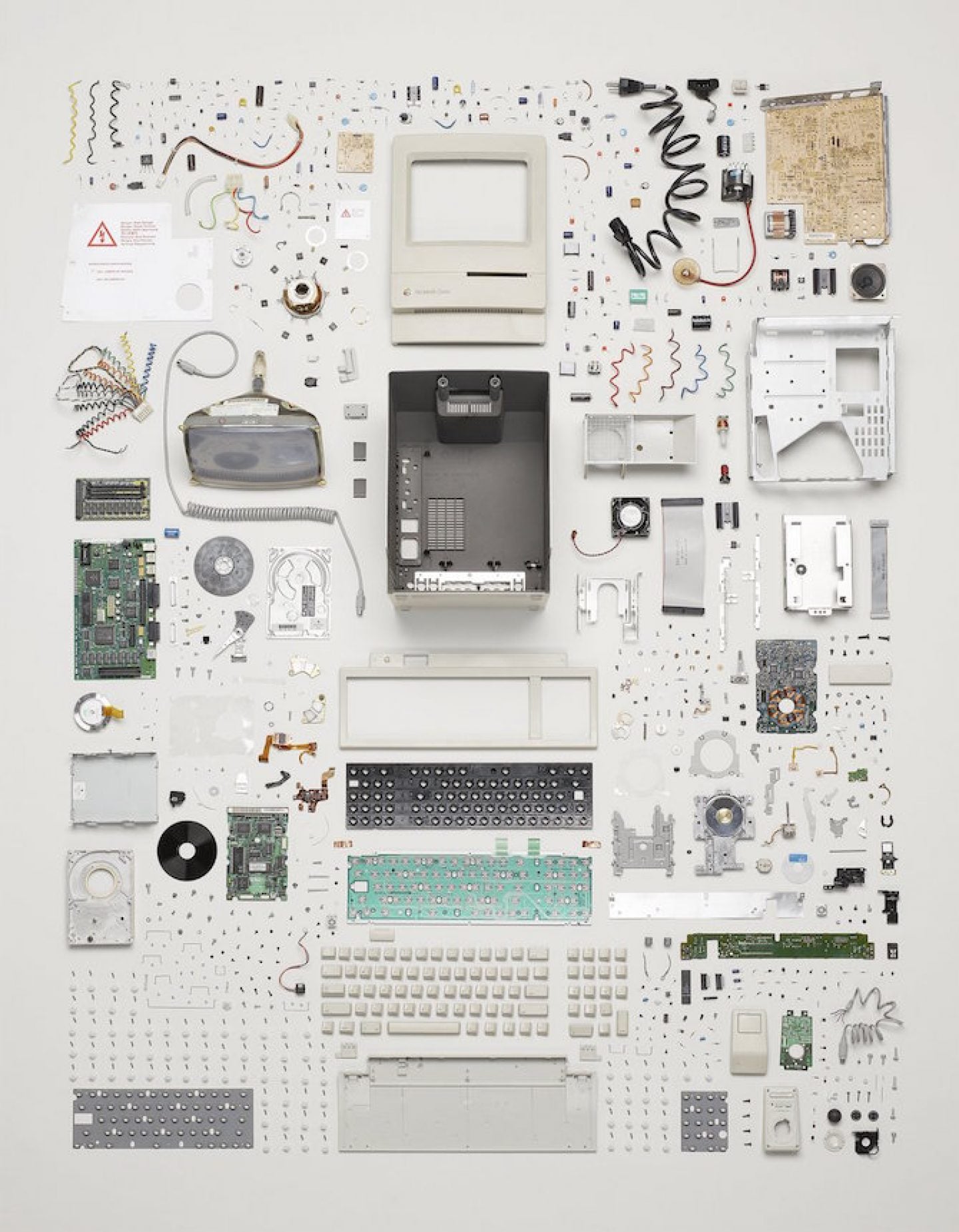 Todd McLellan’s Photographs Take Objects Apart - IGNANT