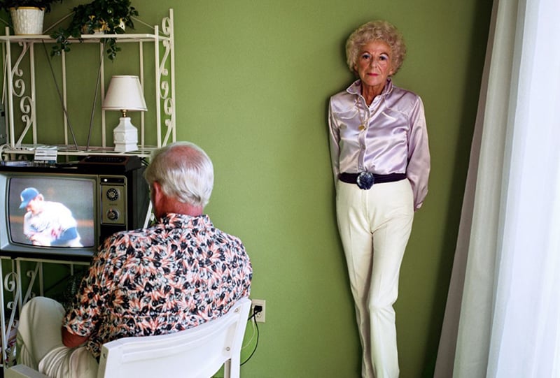 Larry Sultan's Pictures From Home - IGNANT