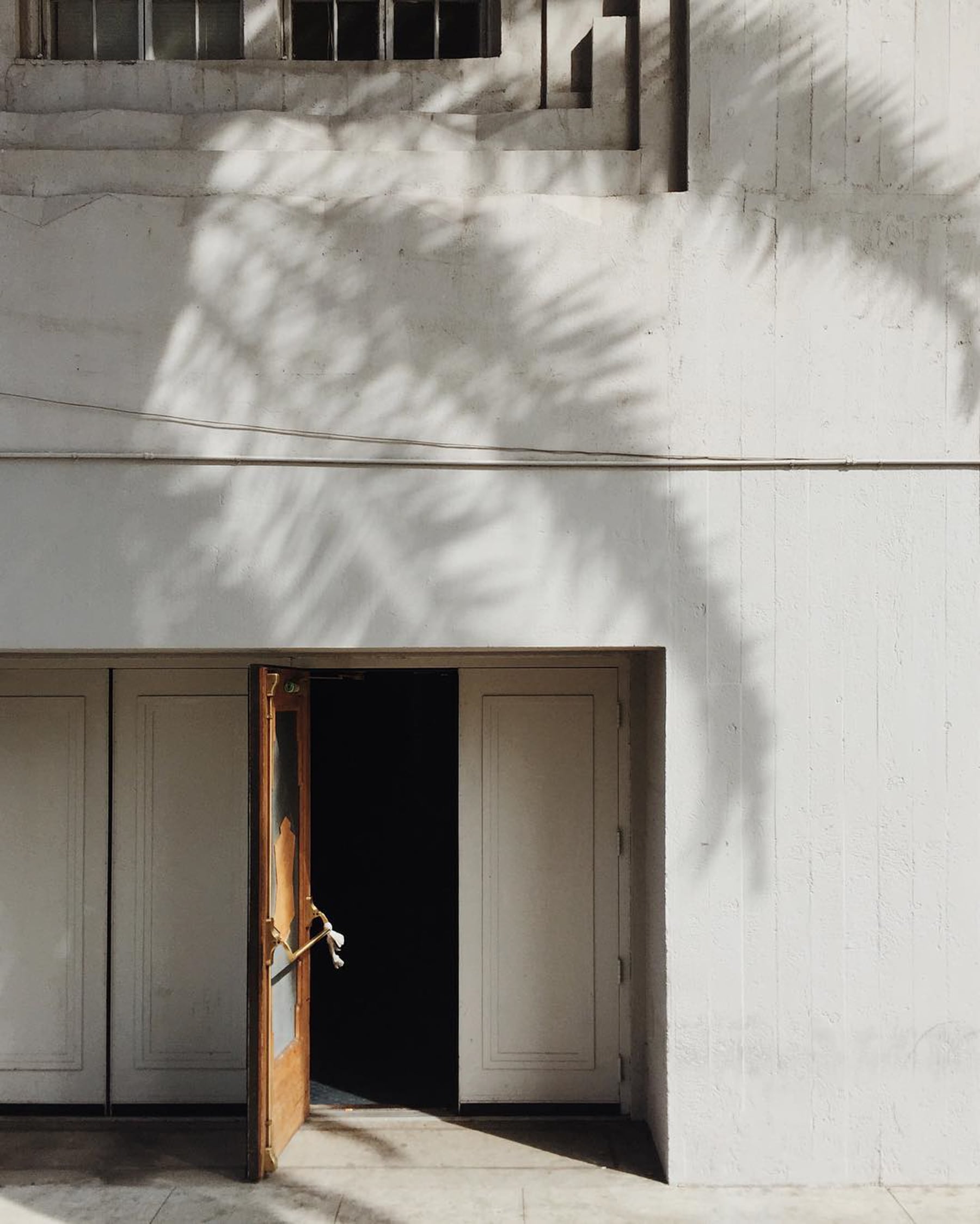 Simple Yet Striking Editorial Photography By Benjamin Ewing - IGNANT