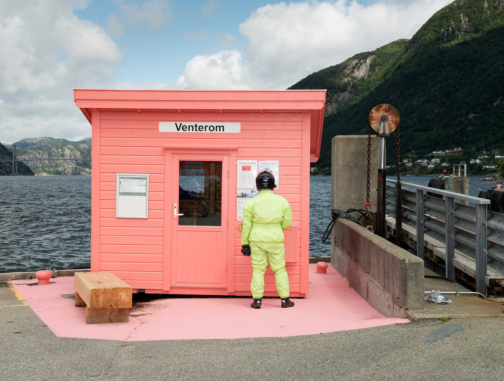 Photo Ping-Pong: Christian Delfino Vs. Helge Skodvin - IGNANT
