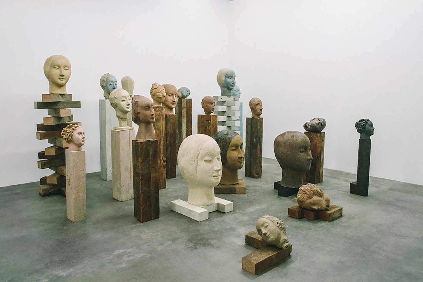 Performing Gender With Vanessa Beecroft - IGNANT