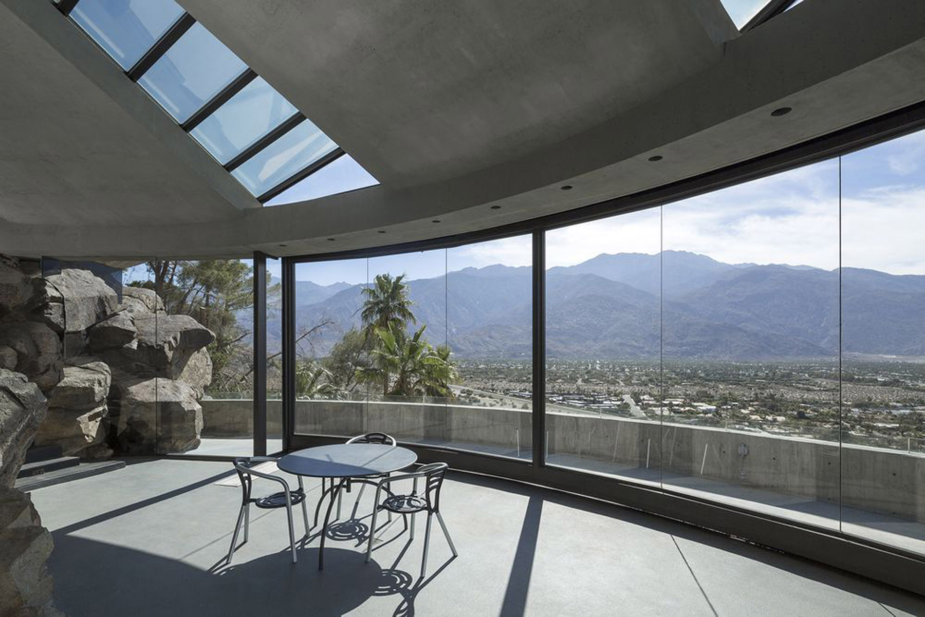 John Lautner's Modernist Masterpiece - IGNANT