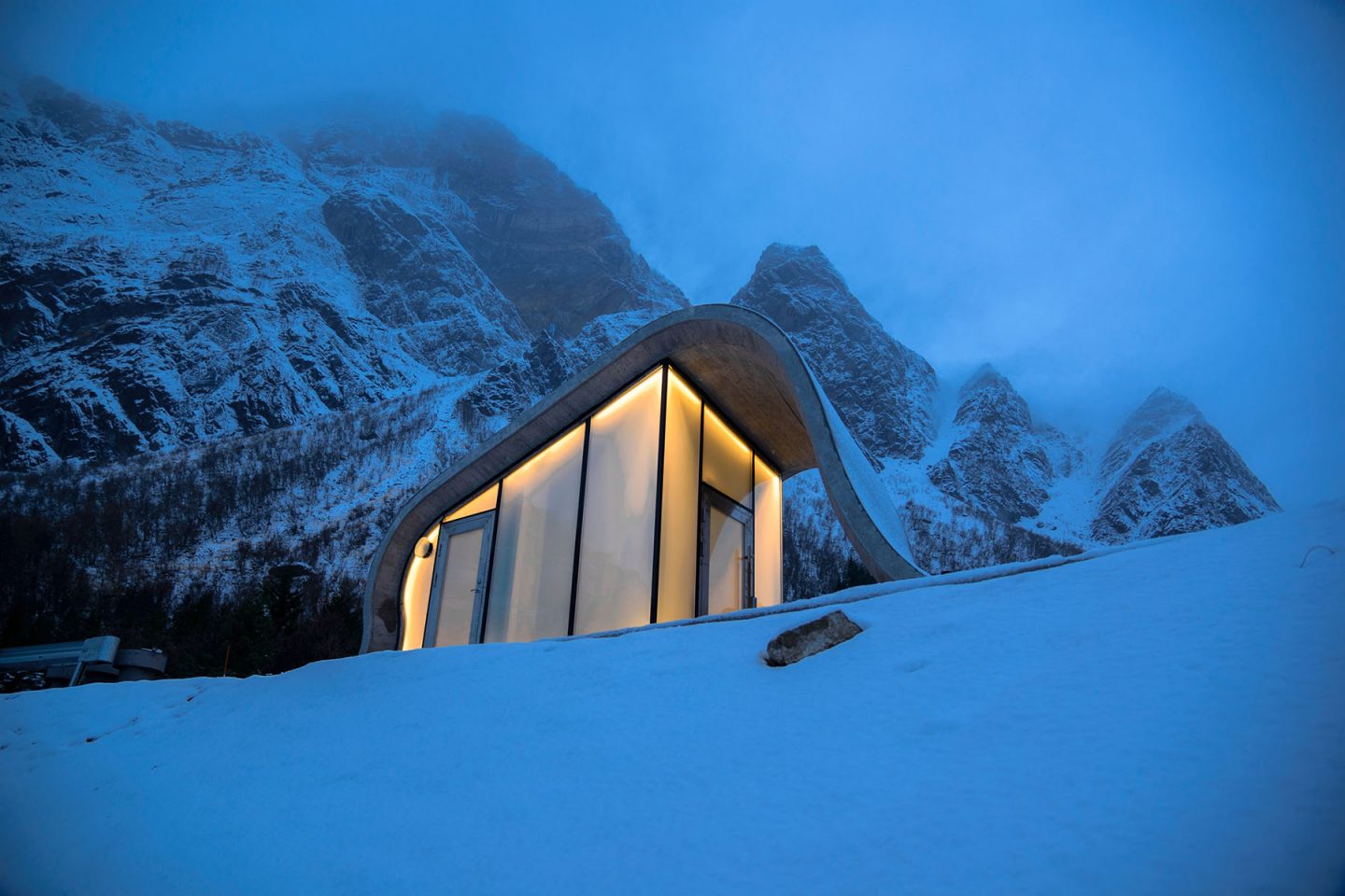 HZA Designs A Rest Stop Overlooking The Norwegian Sea - IGNANT