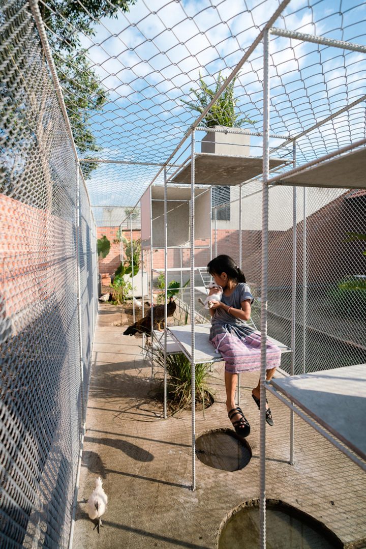 Free As A Bird: Tropical Space Designs A Chicken's House - IGNANT