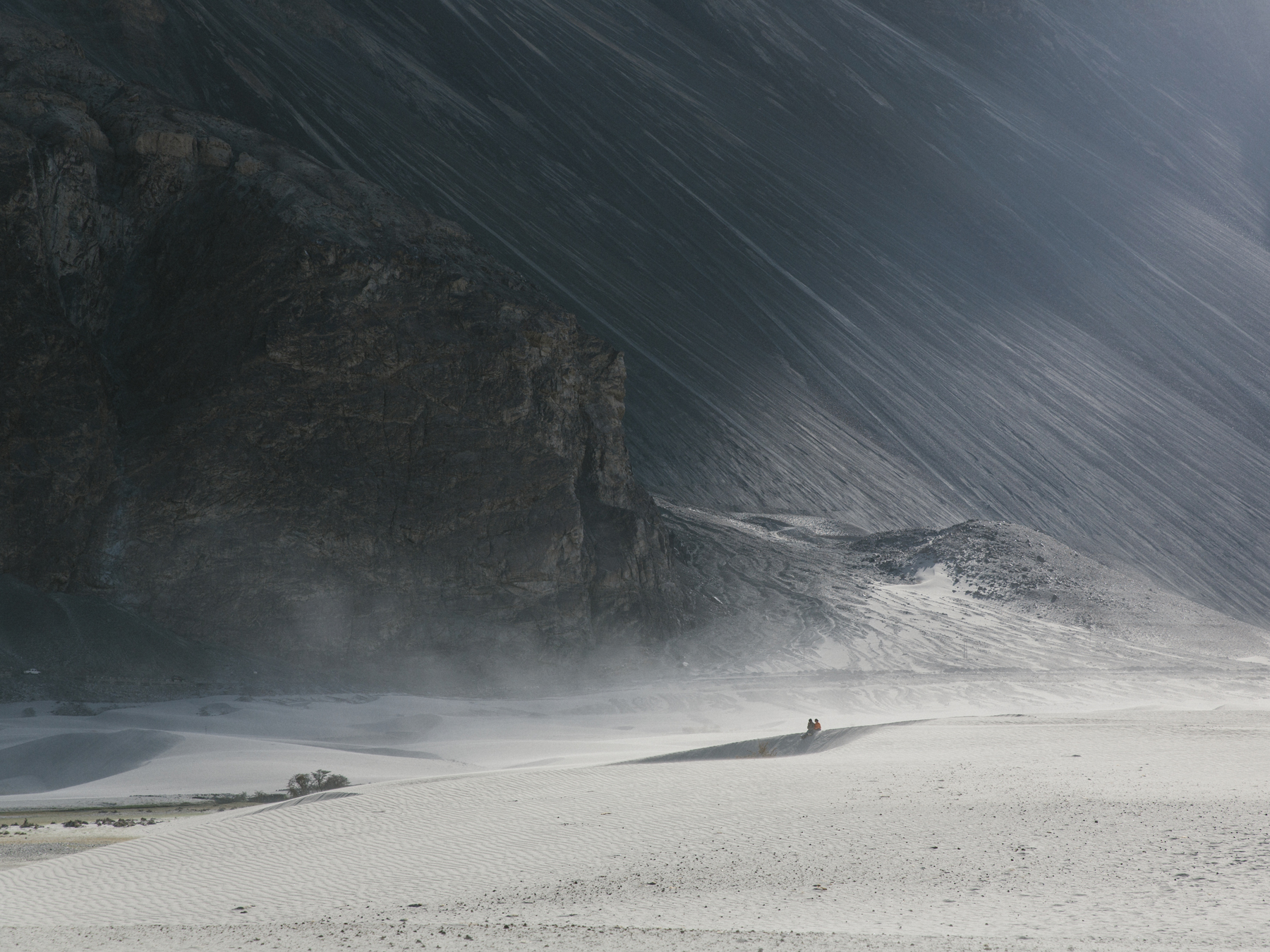 Yuri Andries Photographs Ladakh, A Land Of Many Names - ViralBandit