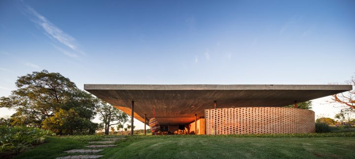 Studio MK27's Radical Exercise In Horizontality - IGNANT