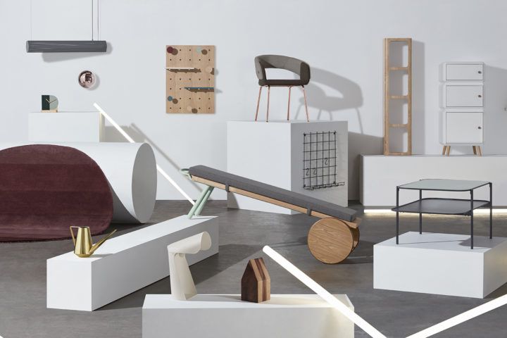 Tony Toscani Paints Modern Lethargy - IGNANT