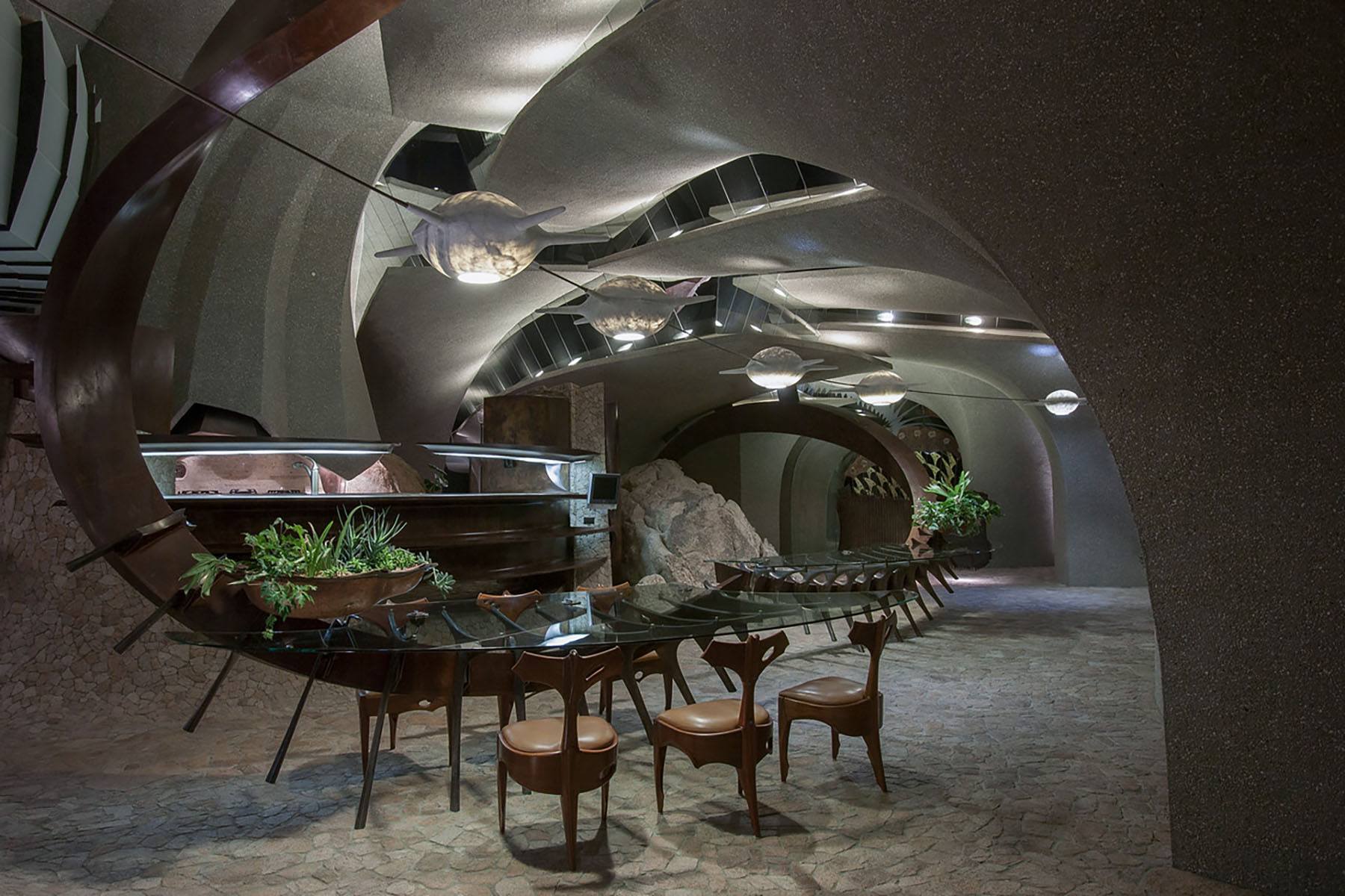 Kendrick Bangs Kellogg’s Aesthetically Fearless High Desert House - IGNANT
