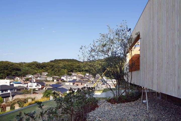 A Circular Shaped Japanese Home By UID Architects - IGNANT