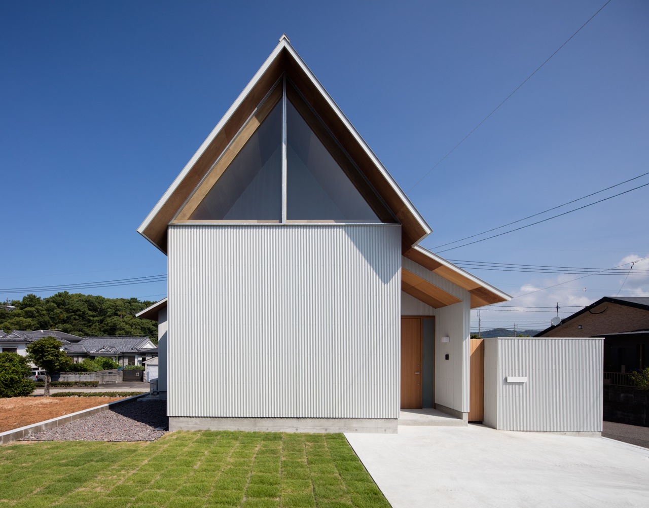Fly Out House By Tatsuyuki Takagi Architects - IGNANT