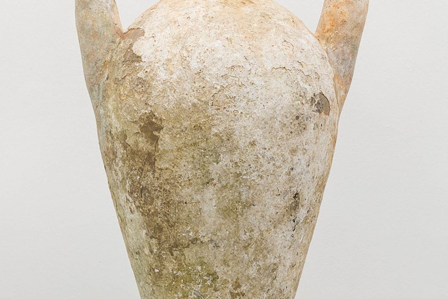Clementine Keith-Roach Creates Anthropomorphic Vases - IGNANT