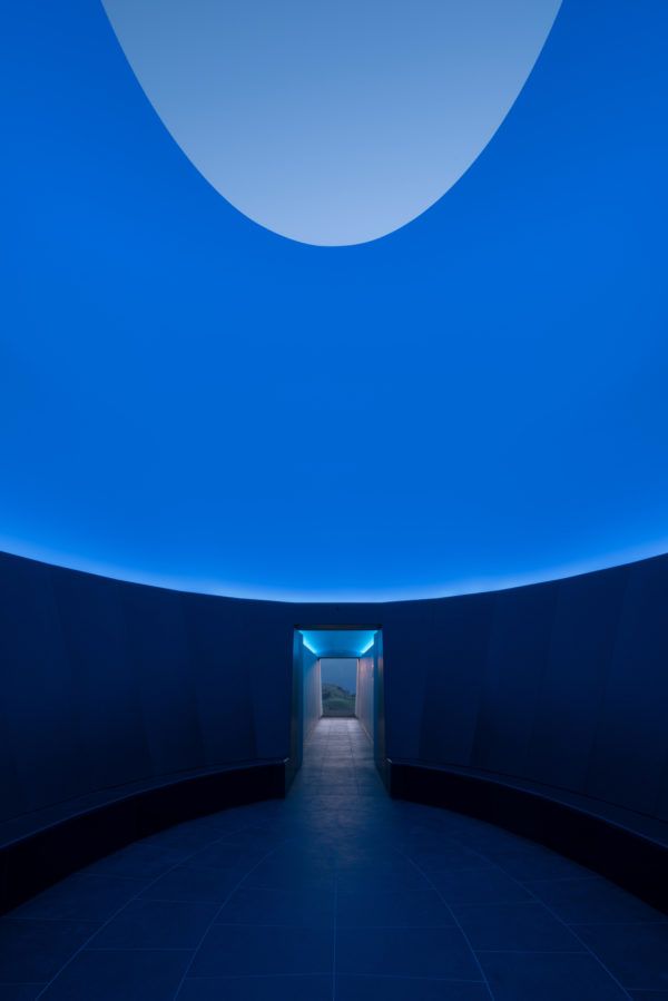 James Turrell’s Skyspace, A Light Installation In The Austrian ...