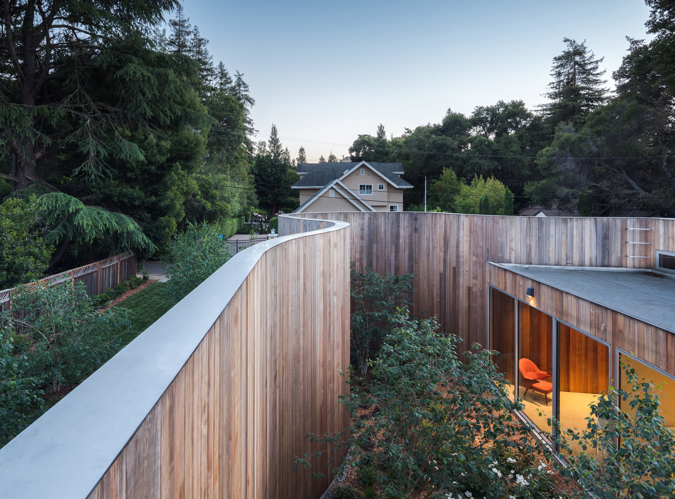 Craig Steely Architecture Designs A Roofless House In Silicon Valley ...