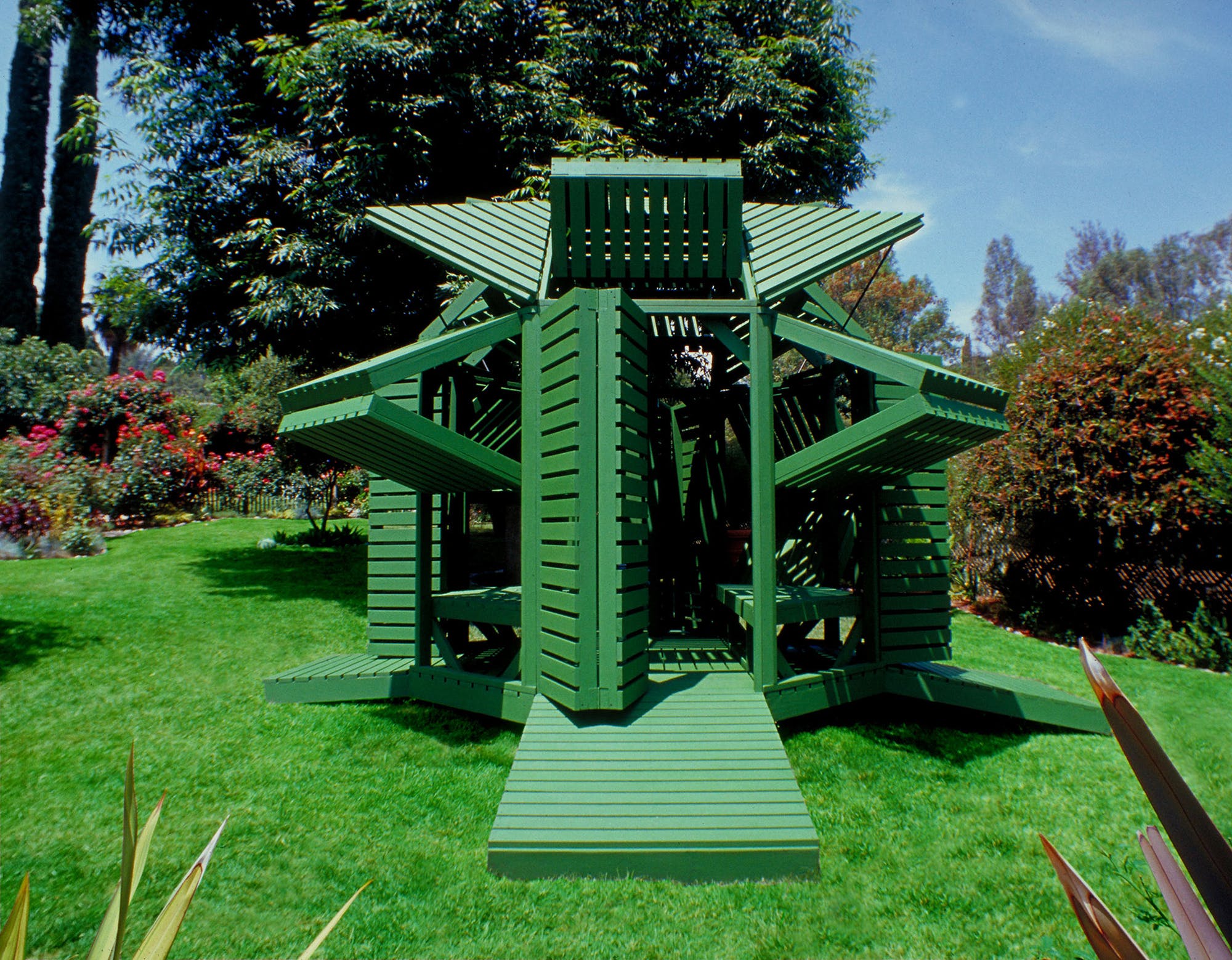 Michael Jantzen’s Interactive Octagonal Garden Pavilion - IGNANT