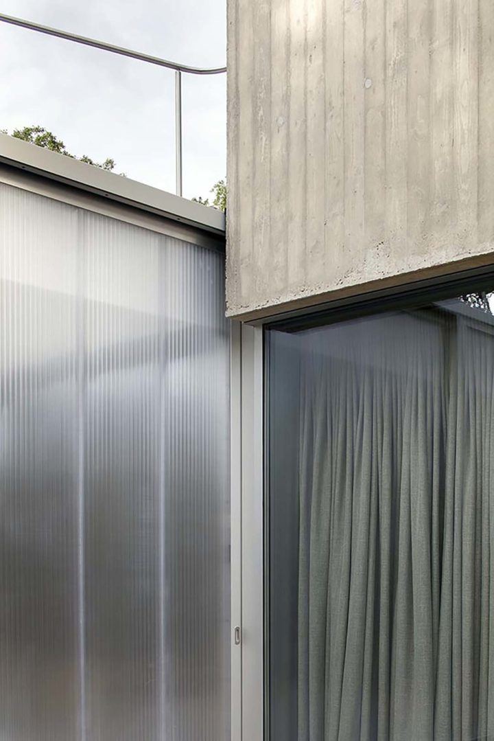 2001 Completes An Essentialist Concrete Home Named After A Luxembourg ...
