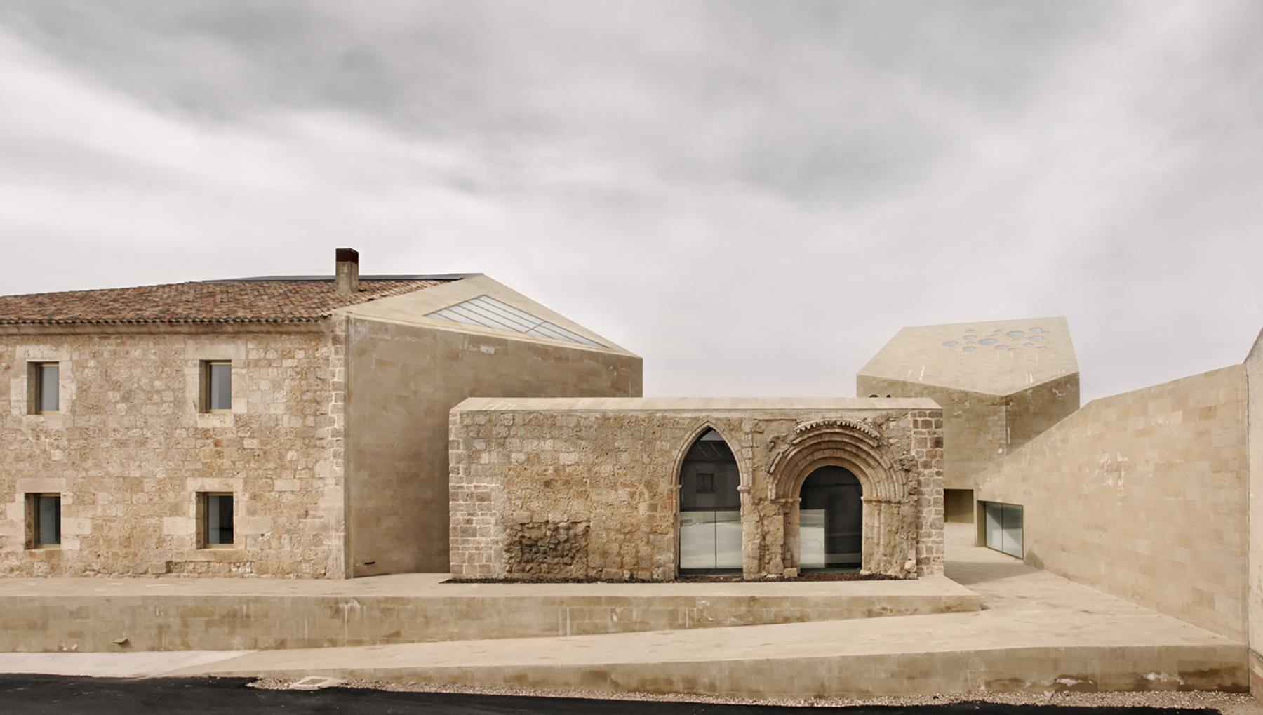 Estudio Barozzi Veiga’s Monumental Building Is A "Sensorial Invocation ...