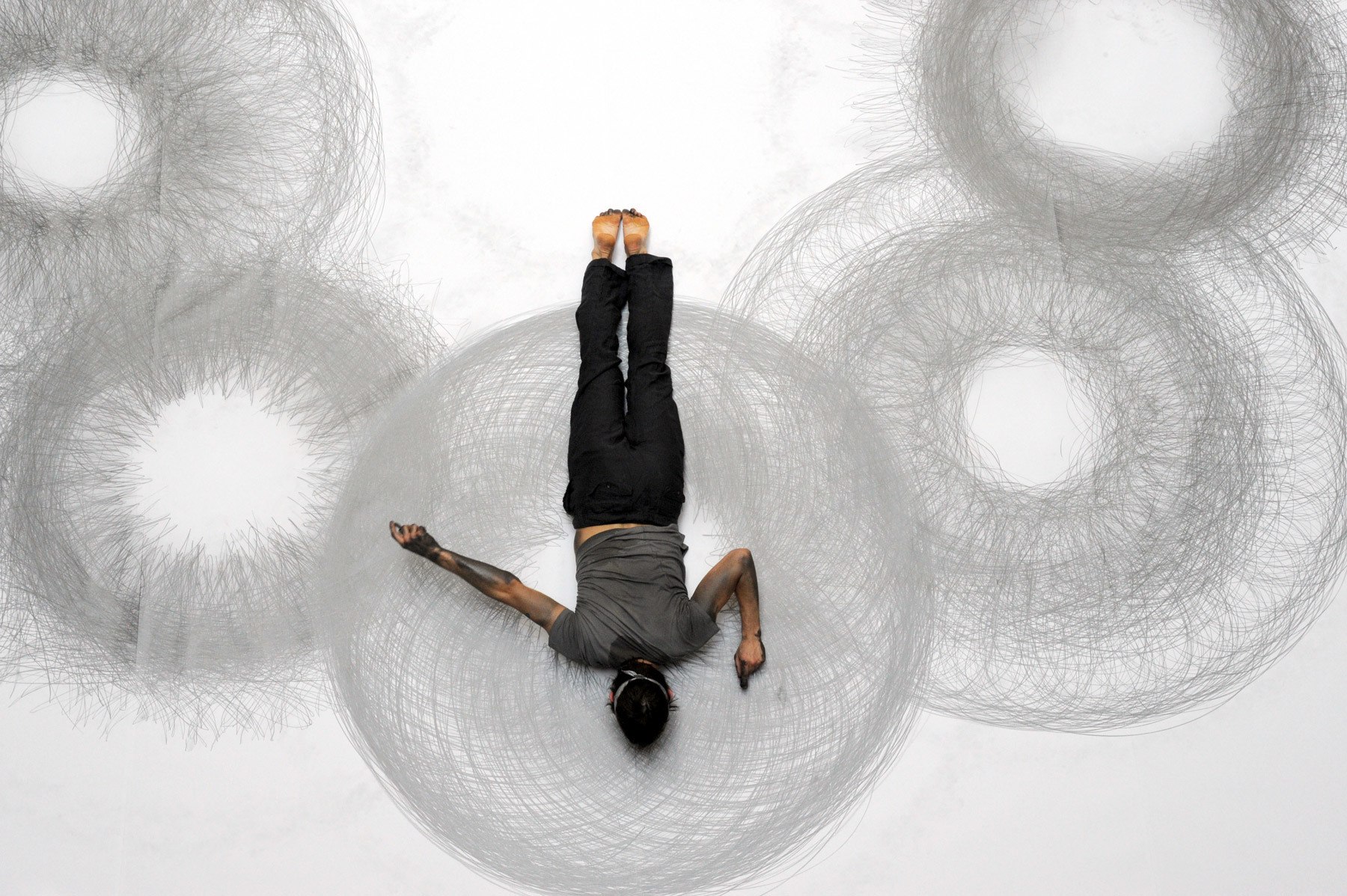 Meditative Large-Scale Performance Drawings By Tony Orrico - IGNANT