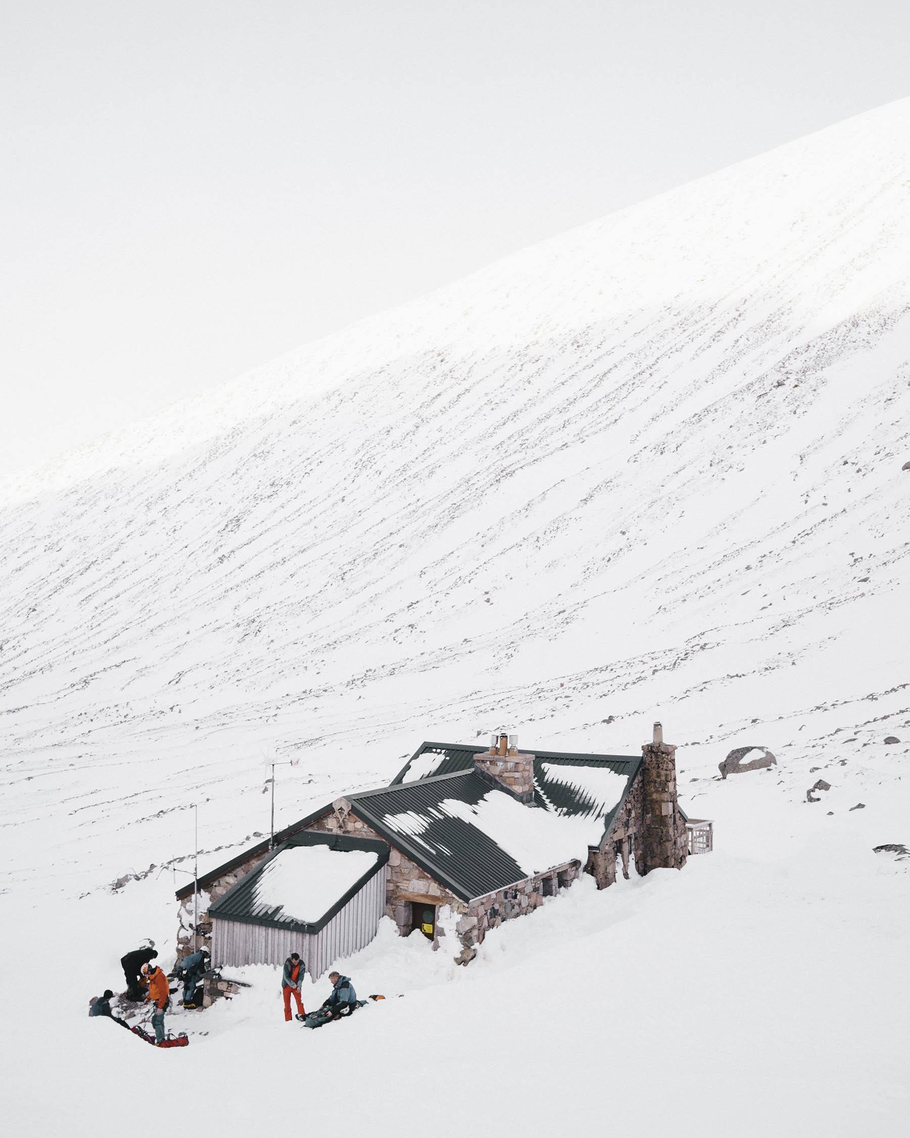 Ruairidh McGlynn Photographs The Scottish Wild In Emerging Land - IGNANT
