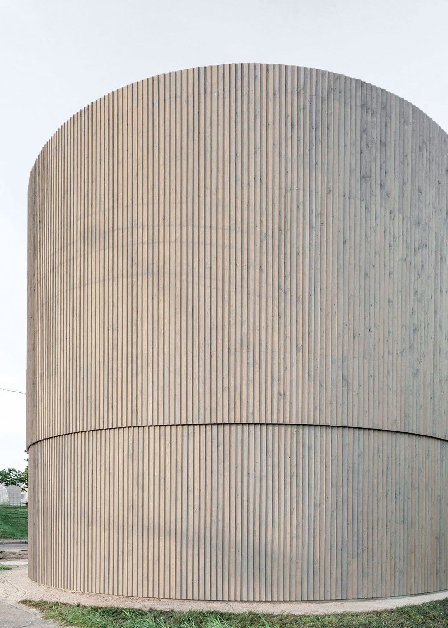 A Curved Home And Sake Store In Hokkaido, Japan - IGNANT