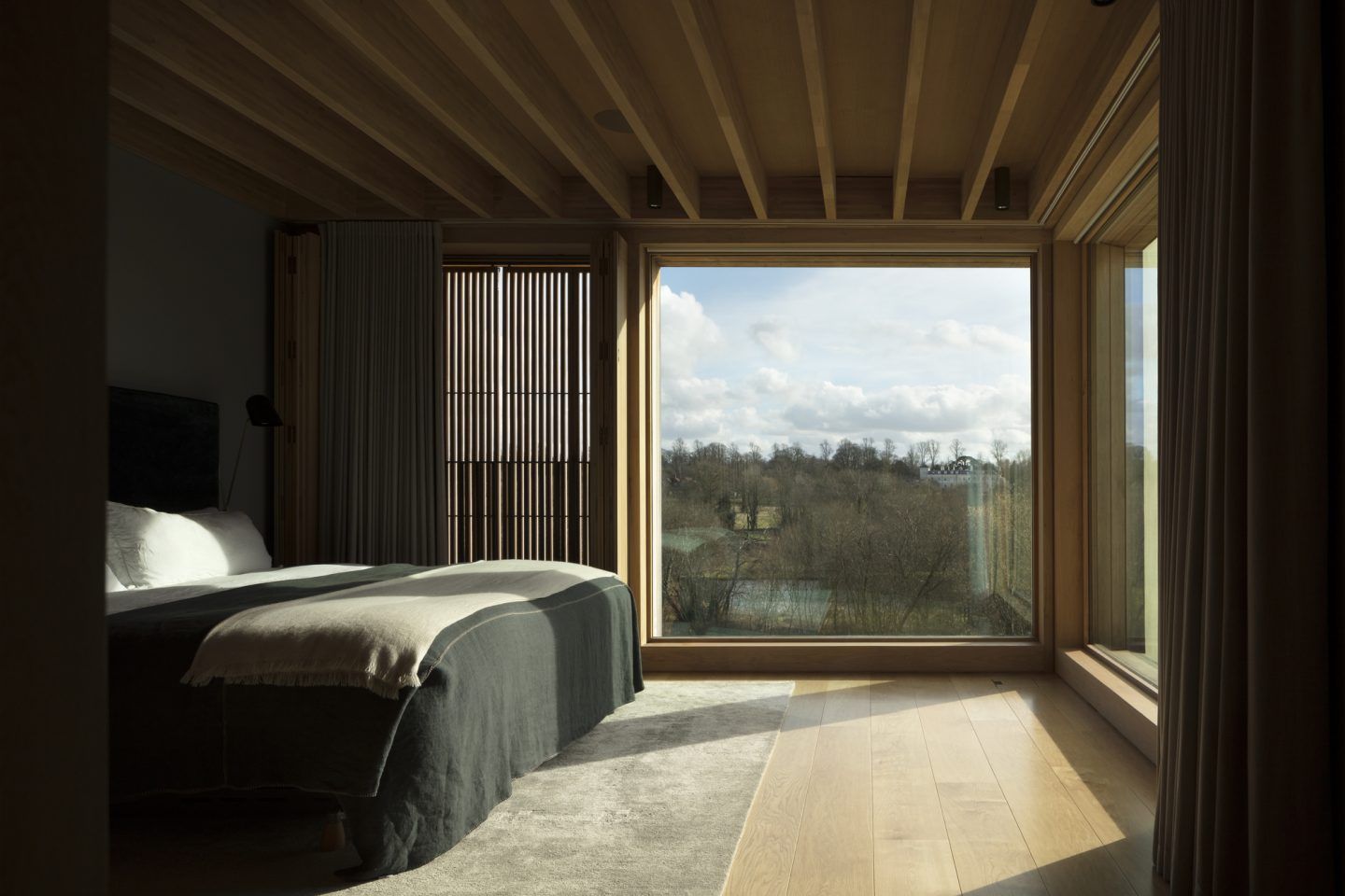 Hampshire House, An Exemplary Piece Of Architecture In The English ...