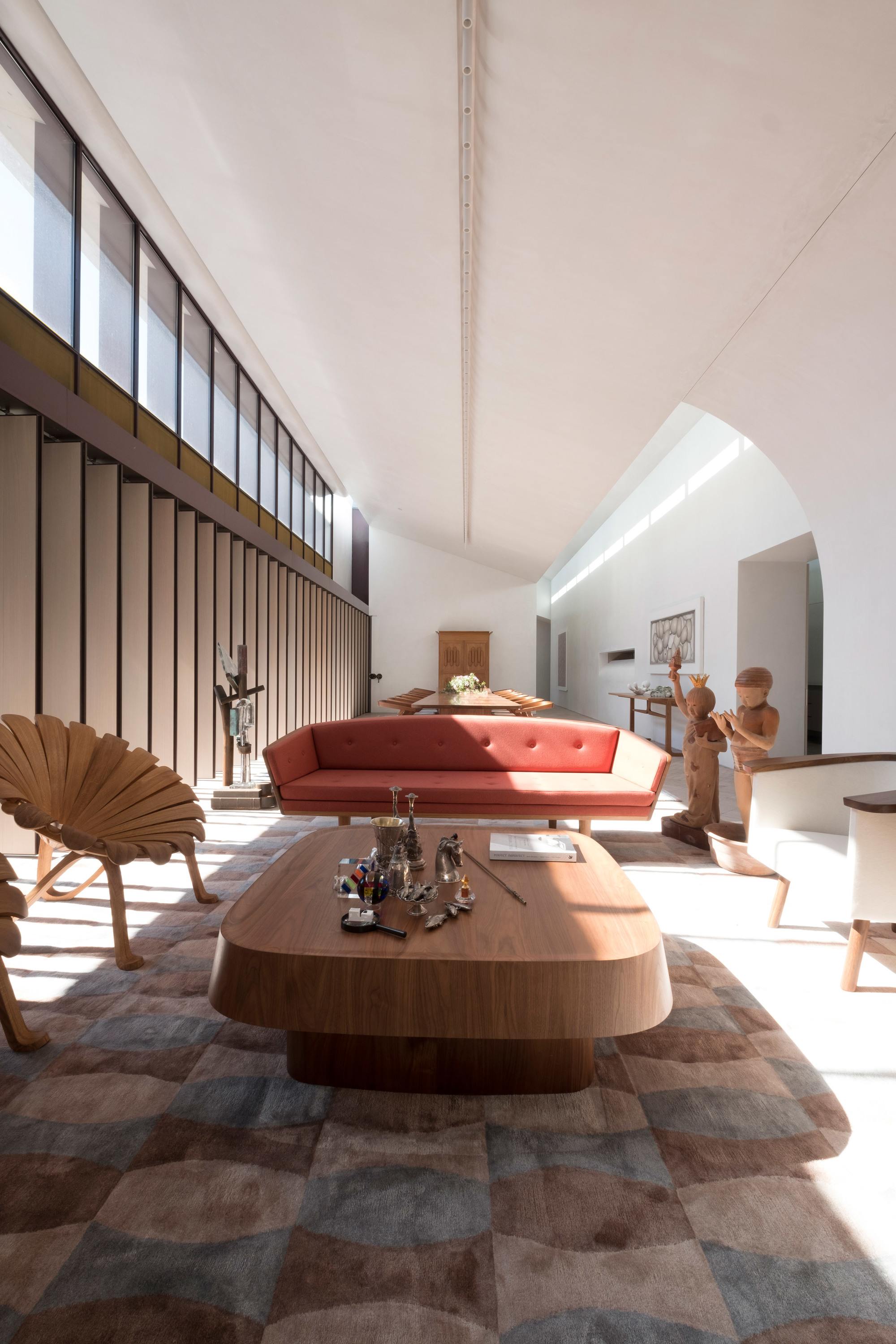 Indigo Slam Is An Architectural “Piece Of Sculpture To Be Lived In” In ...