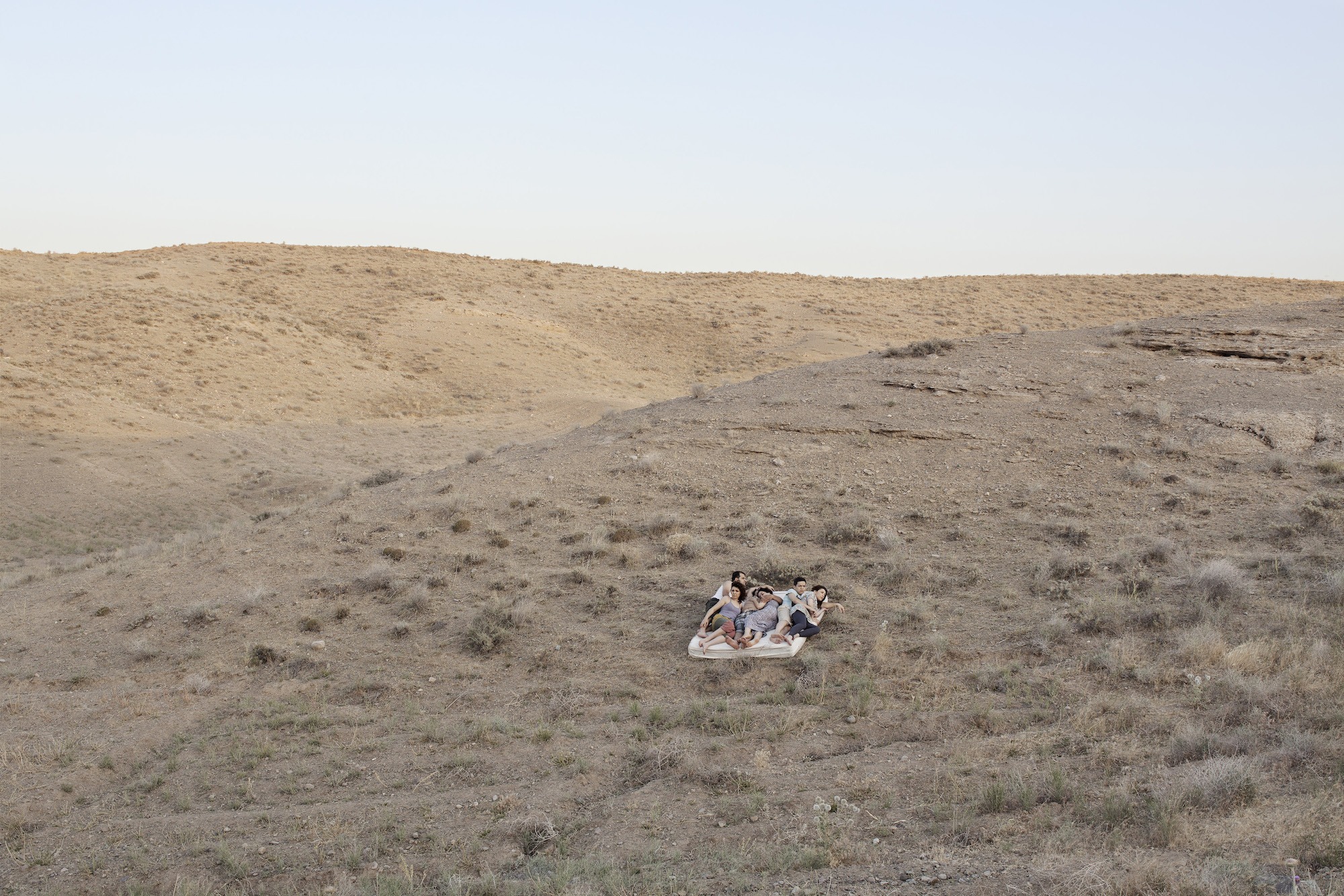 Gohar Dashti Reimagines The Effects Of War, Migration, And Displacement ...