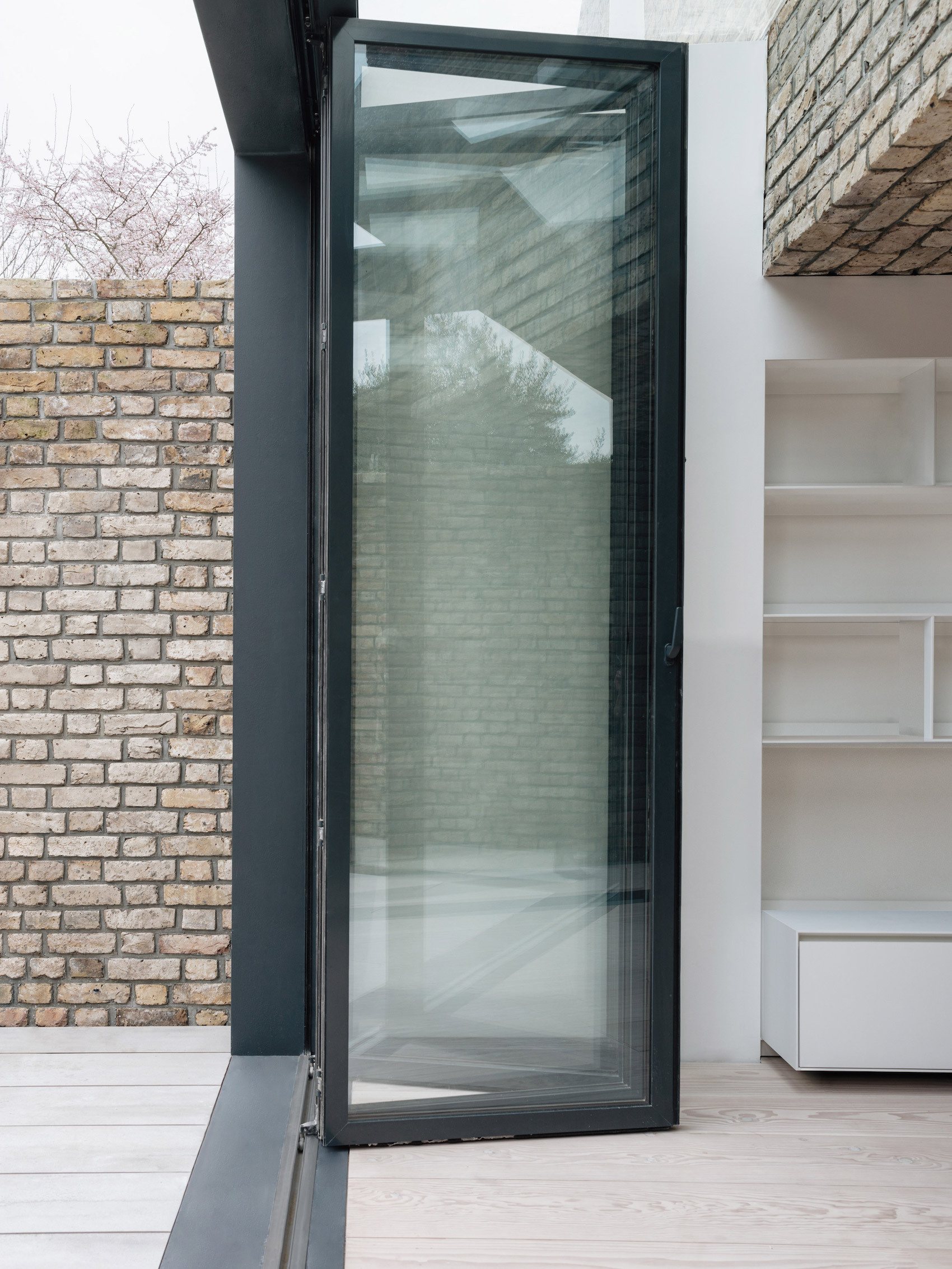 Con Form Architects Adds A Contemporary Foil To A Victorian Terrace ...