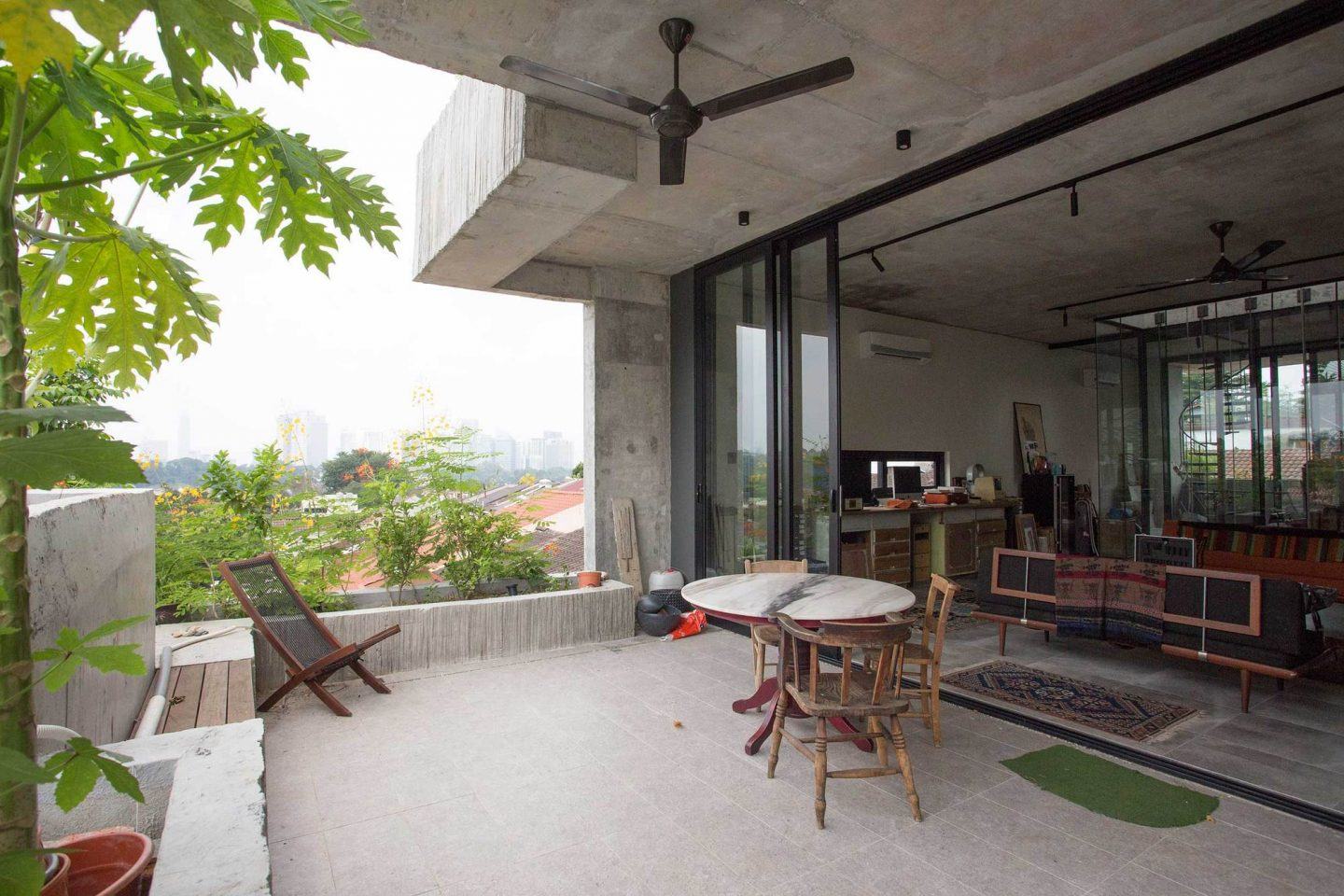 This Cascading Planter Box House In Kuala Lumpur “Celebrates ...