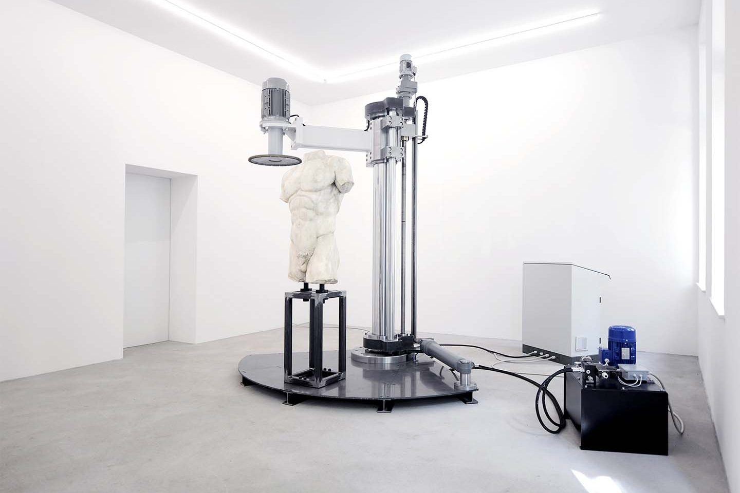 Miroir by Fabienne Rivory - IGNANT