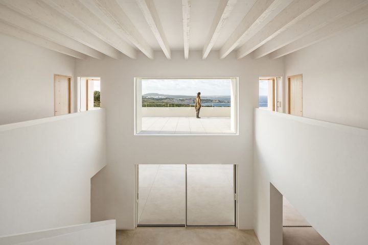 On The Island Of Menorca, Nomo Studio Has Created A House Of Ocean ...