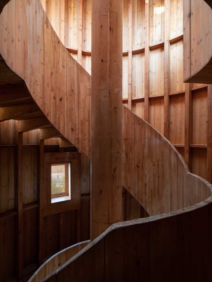 Trace Architecture Office Designs A Space To Enjoy China’s Swan Lake ...