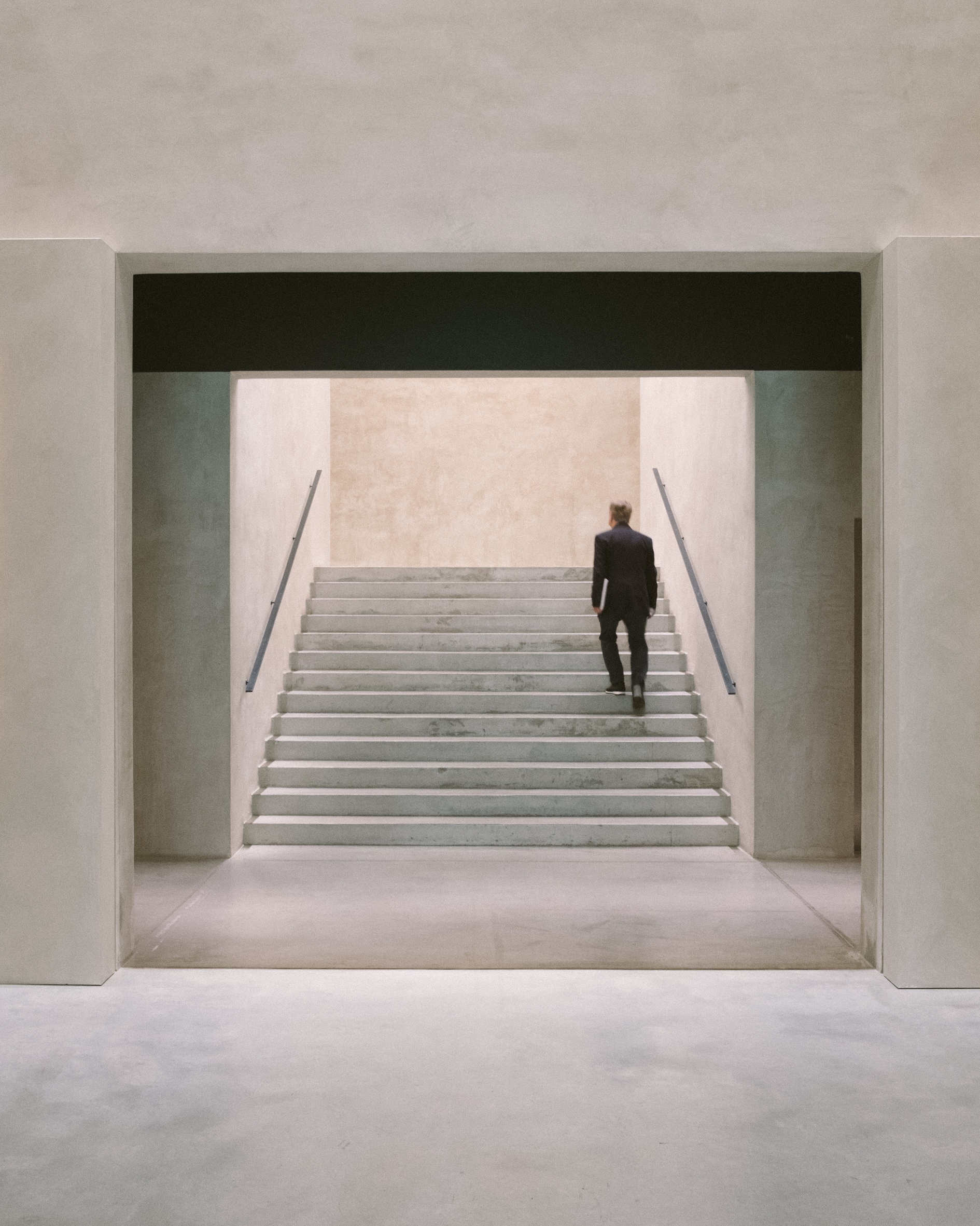 Clemente Vergara’s Photography Celebrates Minimalism, Geometry, And ...