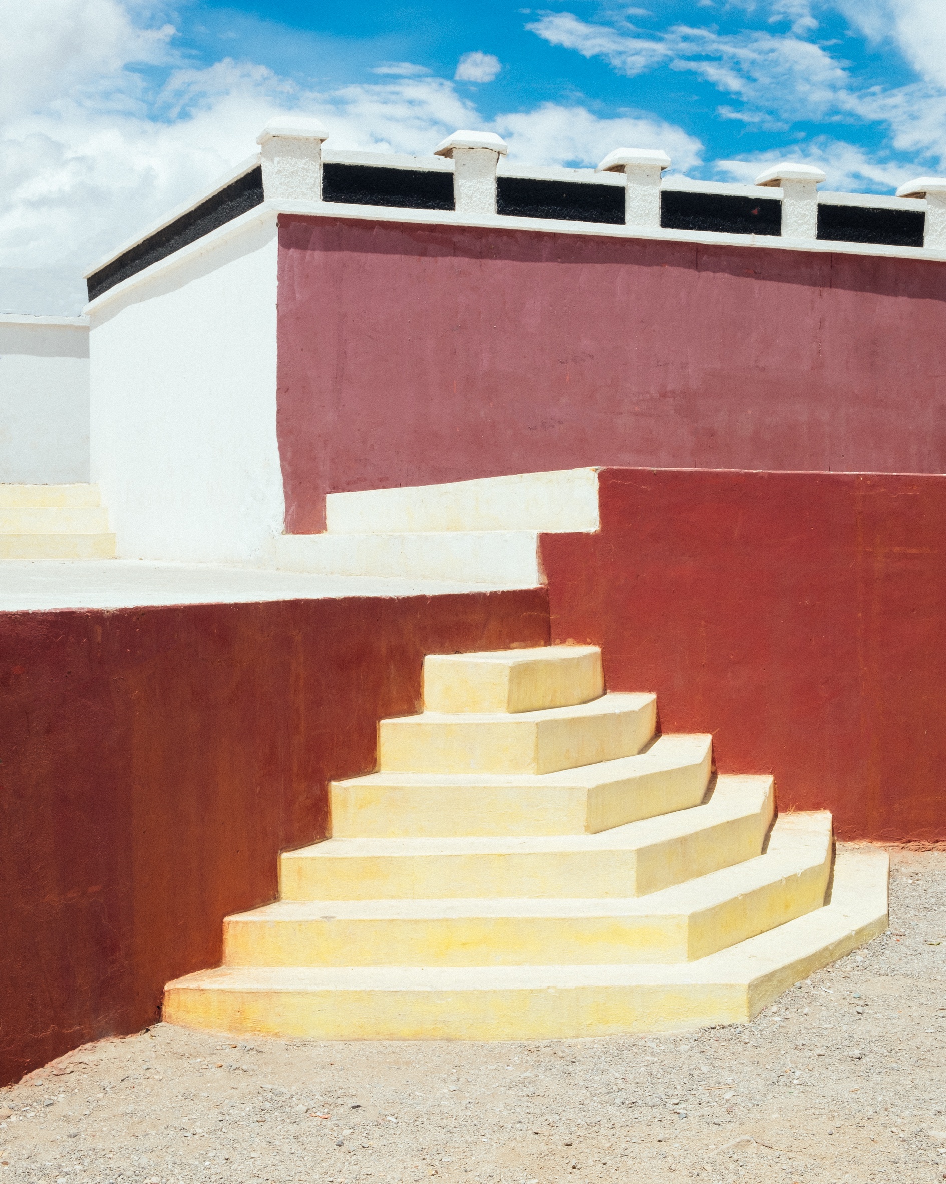 Clemente Vergara’s Photography Celebrates Minimalism, Geometry, And ...