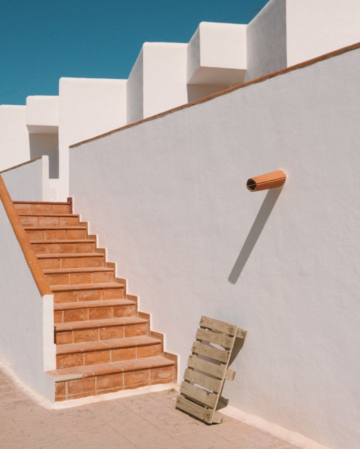 Clemente Vergara’s Photography Celebrates Minimalism, Geometry, And ...