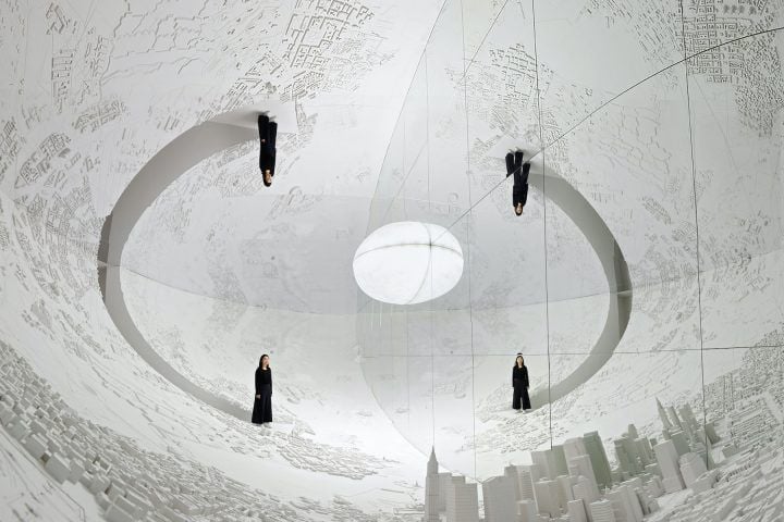 Miroir by Fabienne Rivory - IGNANT