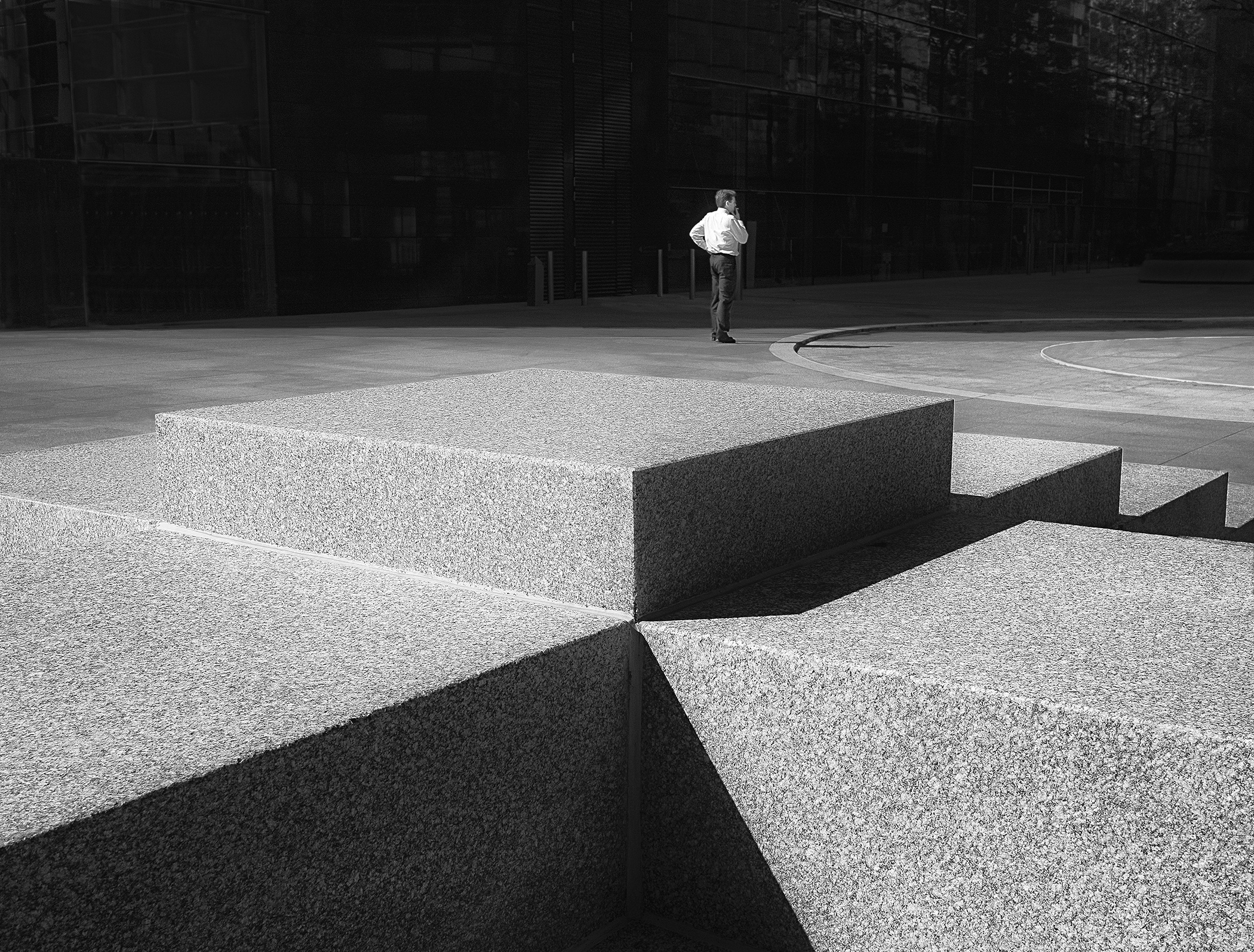 Rupert Vandervell Photographs The Streets Of London With Patience And ...