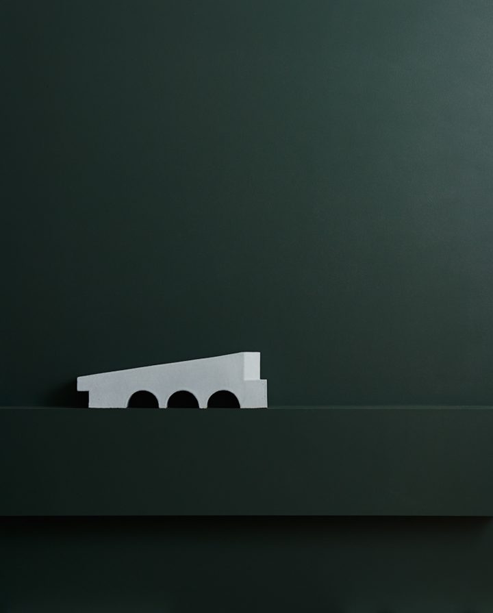 Bruce Rowe’s Structures Explores The Phenomenon Of Light - IGNANT