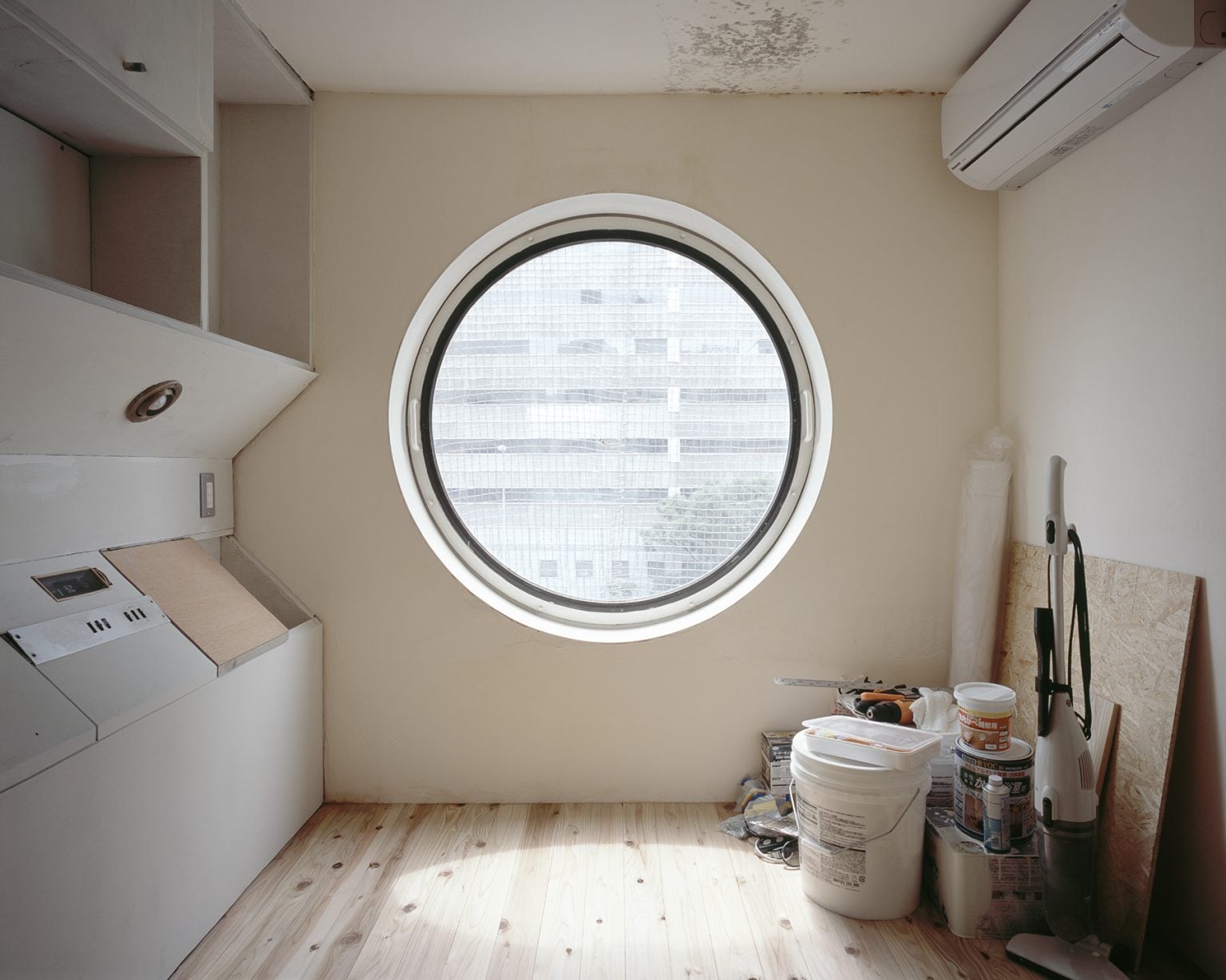 Now In Deterioration, Noritaka Minami Photographs The World-First ...
